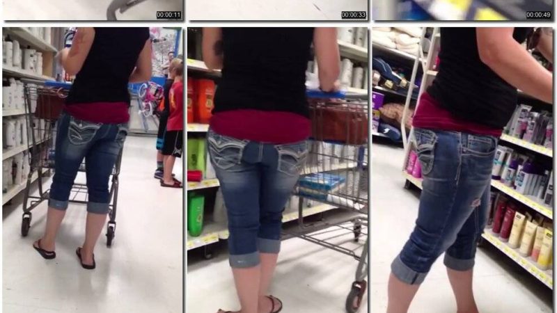 Woman s Buttcrack at Walmart.mp4 - Buttcrack.us